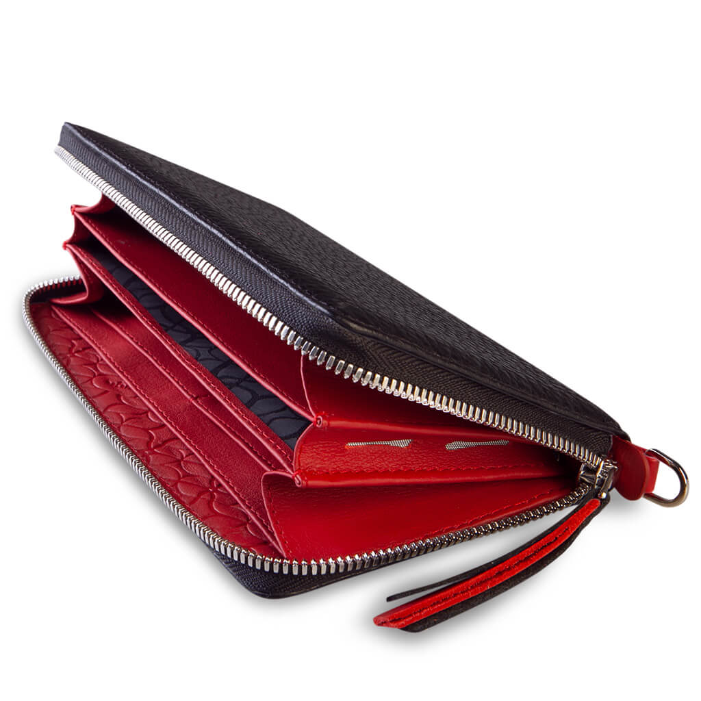 iPhone 17 Air Leather Cases – Buckler, Grip & Wallet by Vaja